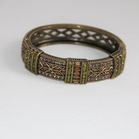 Heidi Daus | Jewelry | Heidi Daus Swarovski Crystal Hinged Oval Bangle ...